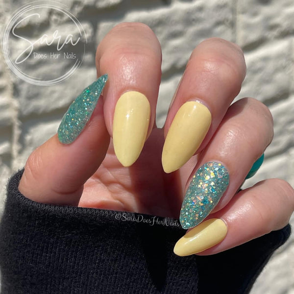 Ultimate Guide to Dip Powder Nails: Application, Tips and Tricks ...